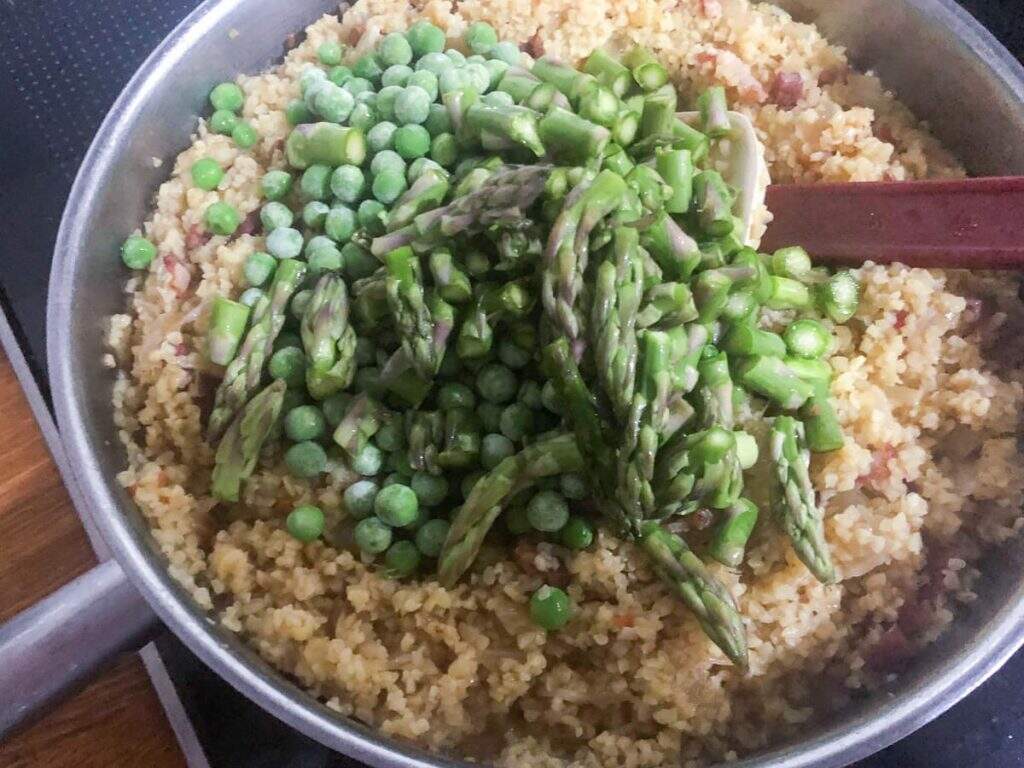 Bulgur Wheat Risotto with Asparagus - Lost in Food