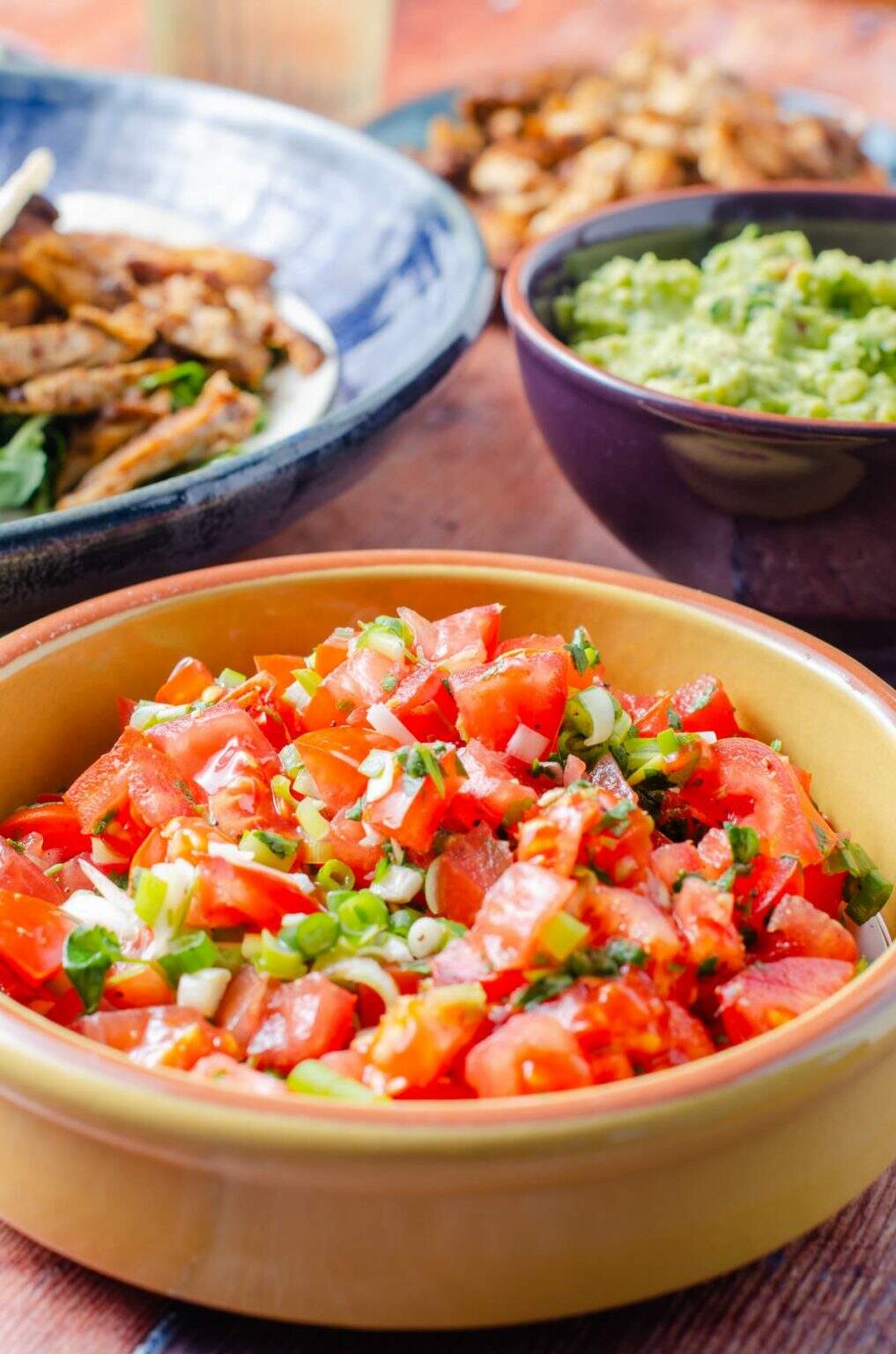 Fresh Tomato Salsa - Lost in Food