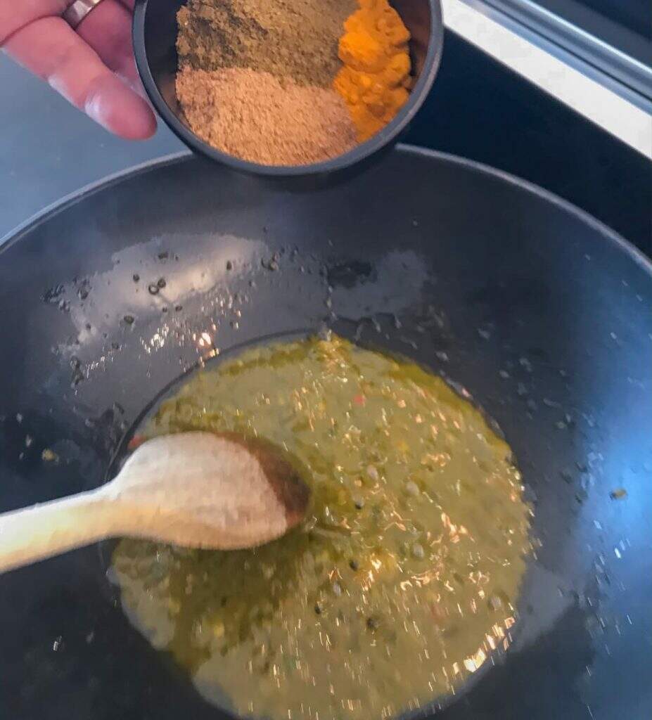 Vegetable & Coconut Curry - Lost in Food