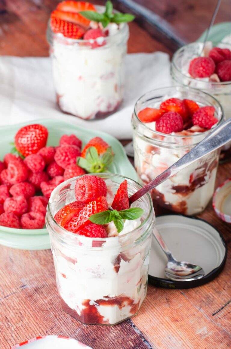 Eton Mess - Lost in Food