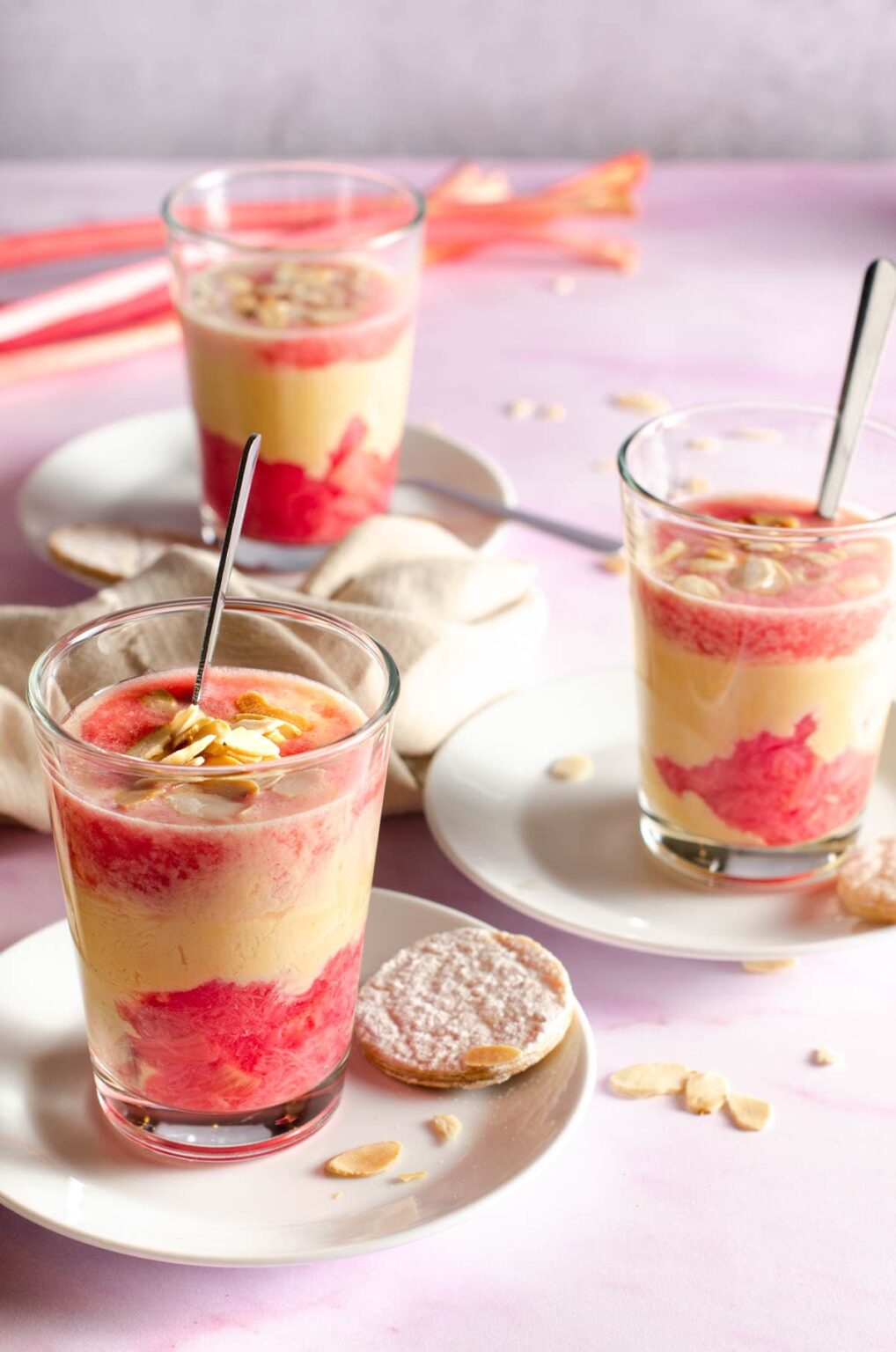 Rhubarb & Custard Layered Dessert - Lost in Food