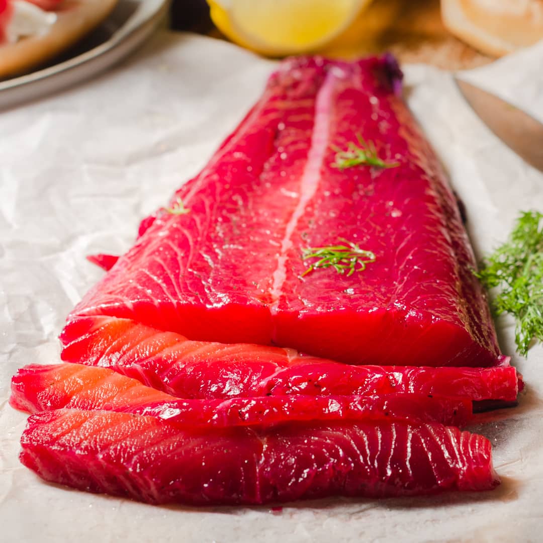beetroot cured salmon - Lost in Food
