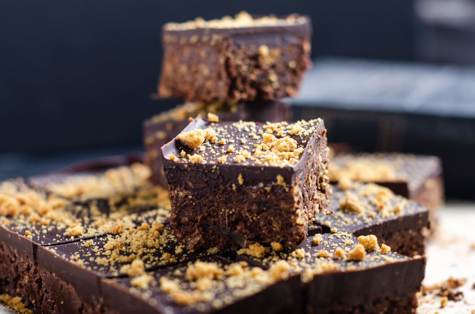 Dark Chocolate Tiffin with Ginger (No Bake) - Lost in Food