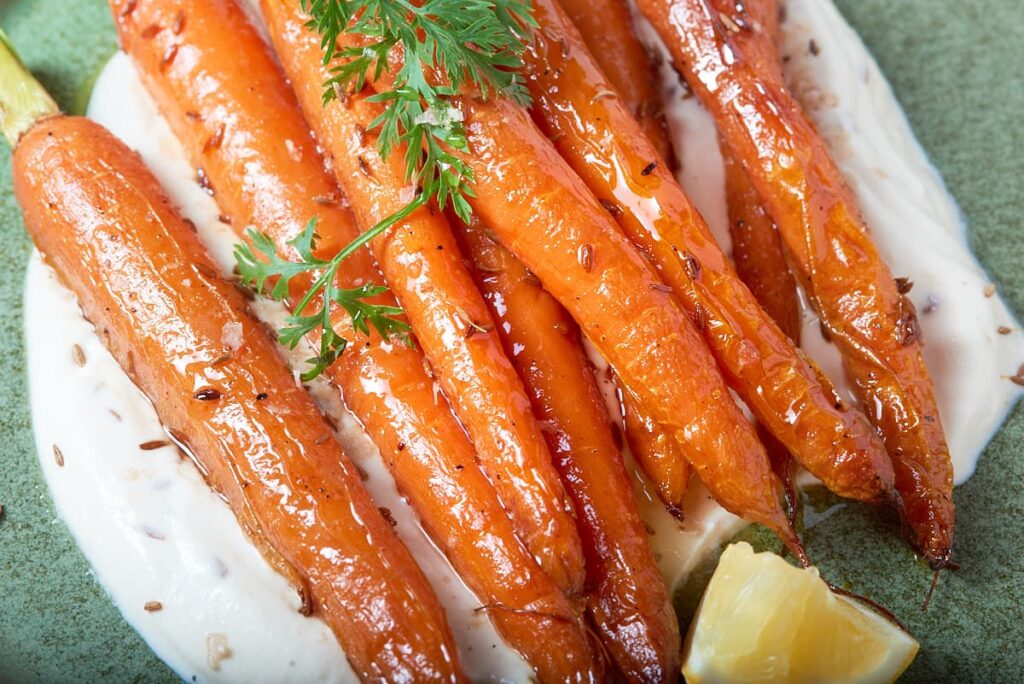 Roasted Honey Glazed Carrots with Cumin - Lost in Food