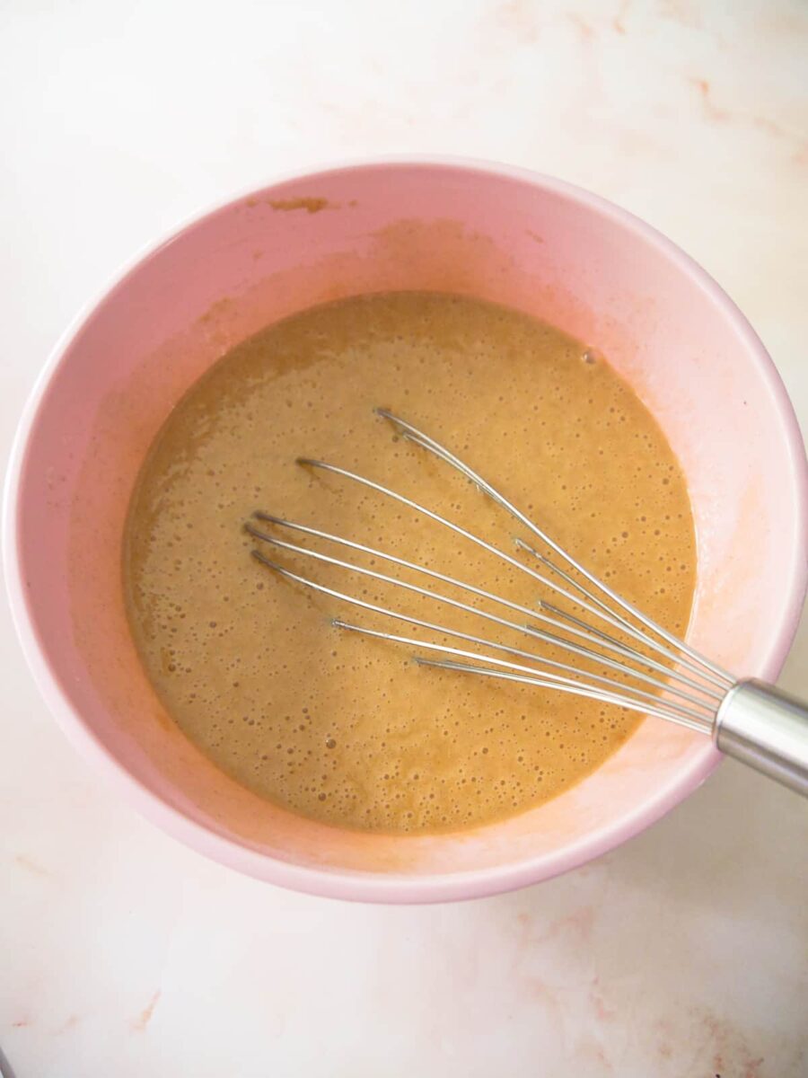Easy Rhubarb & Ginger Cake - Lost in Food
