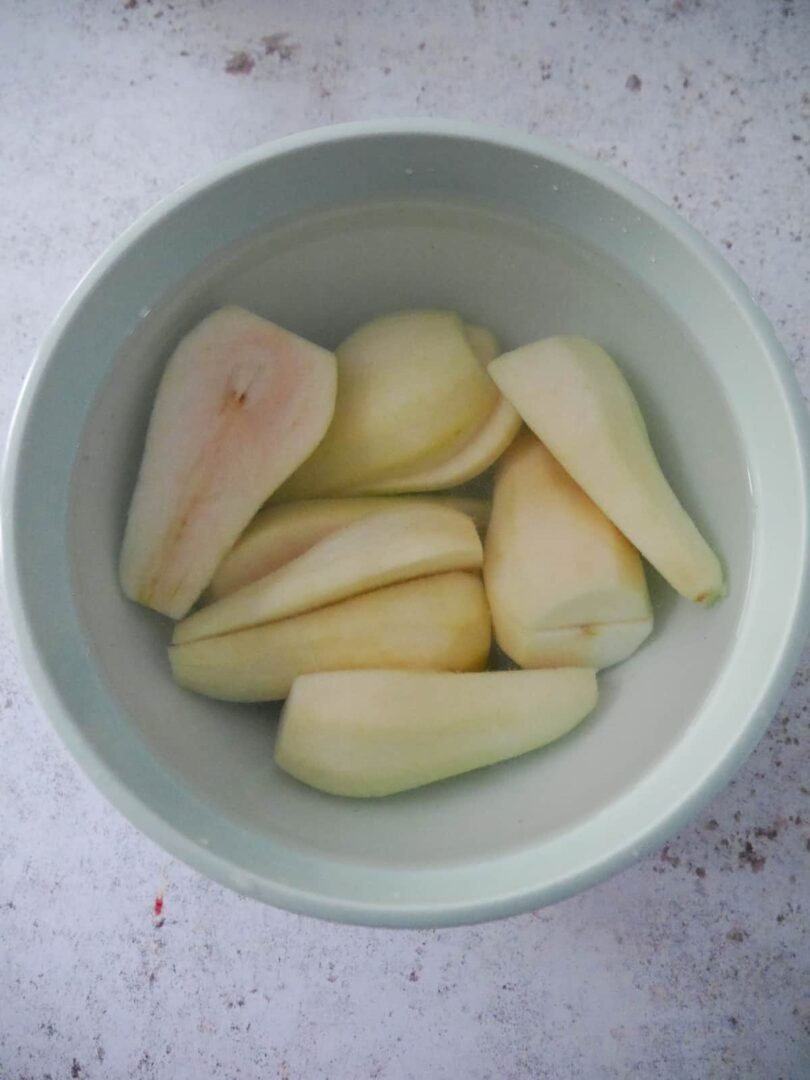 Mulled Pears - Lost in Food