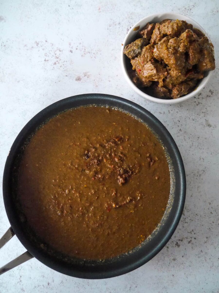 Slow Cooker Beef Rendang