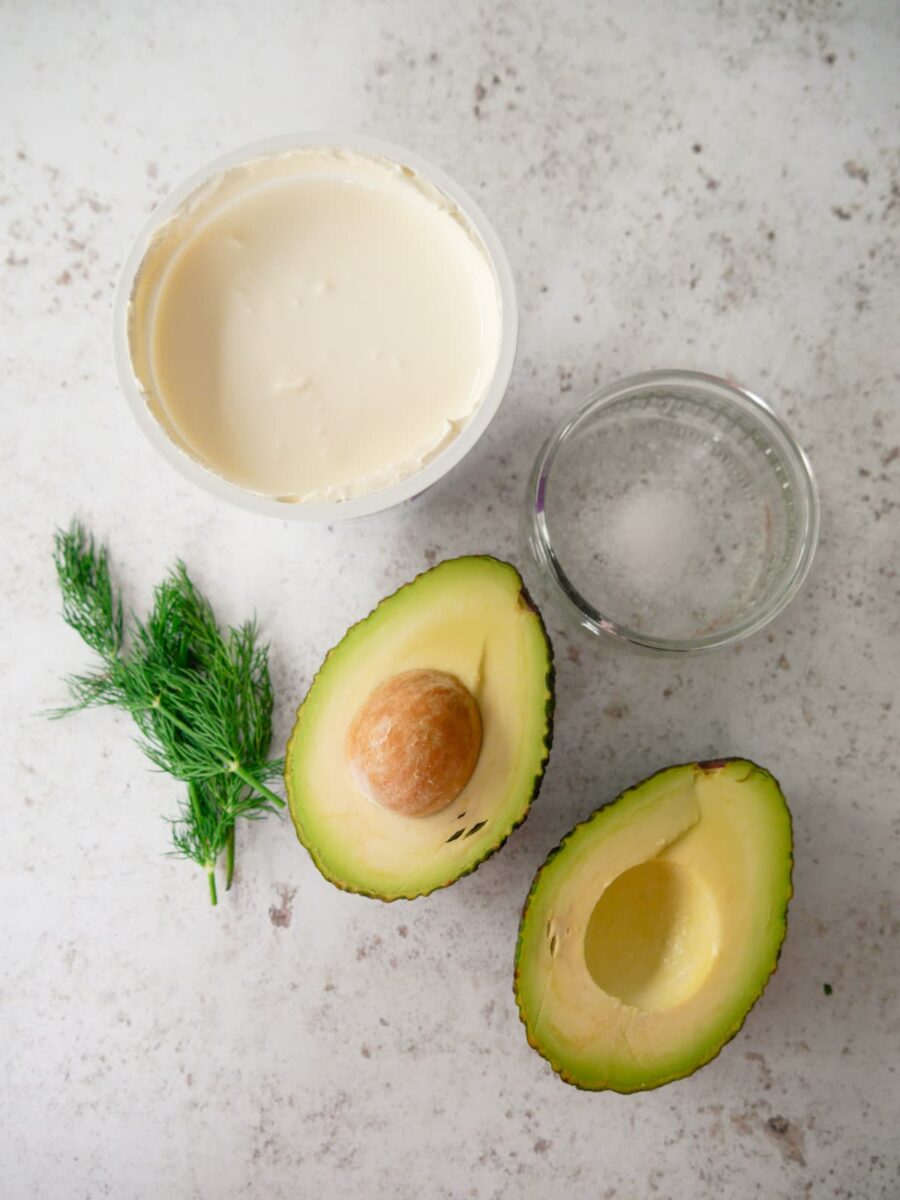 Avocado Cream Sauce - Lost in Food