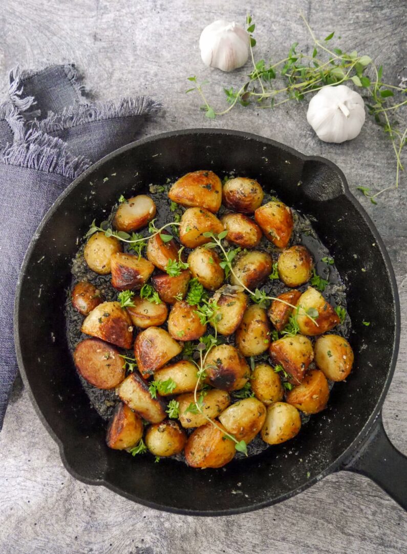 Fried Potatoes with Garlic & Thyme