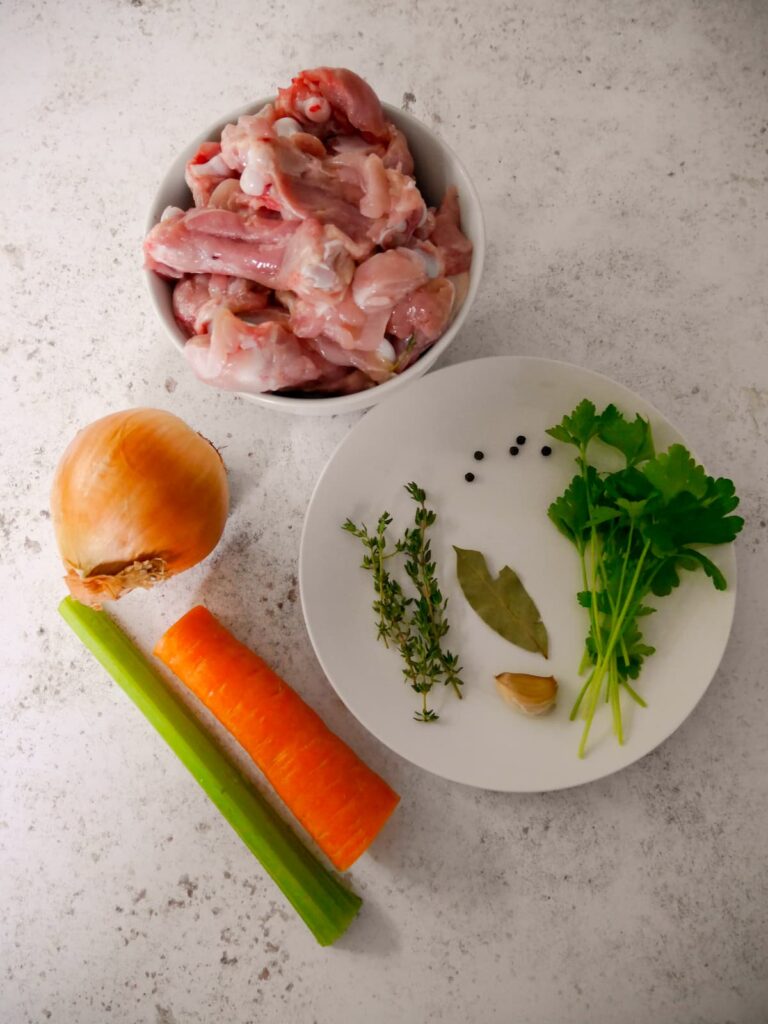 Homemade Chicken Stock (Slow Cooker) - Lost in Food