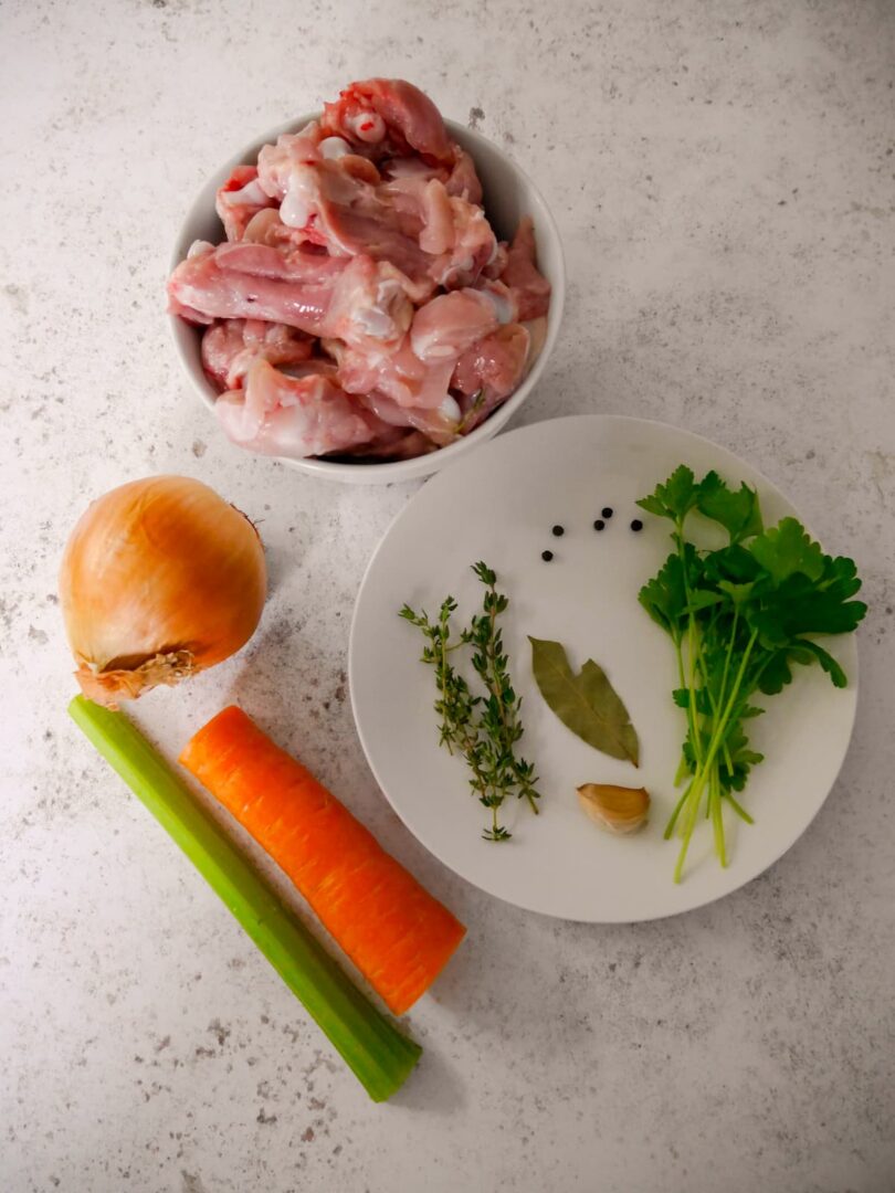 Homemade Chicken Stock (Slow Cooker) - Lost in Food