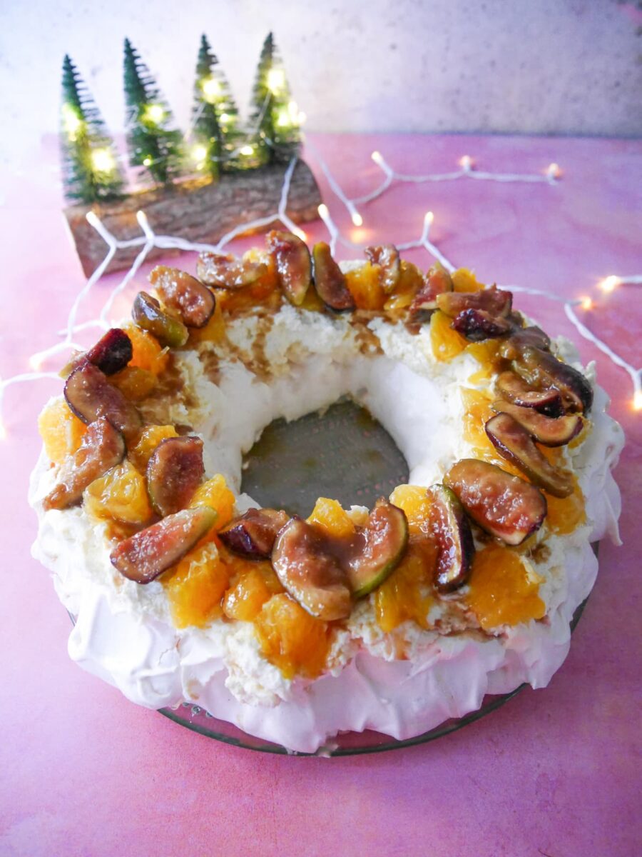 baked camembert toppings - Lost in Food