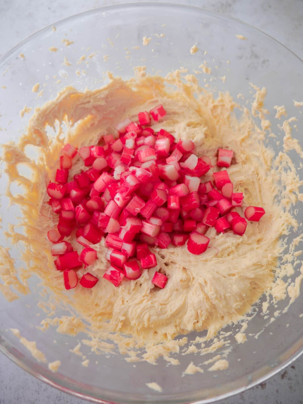 Rhubarb & Almond Loaf Cake - Lost in Food