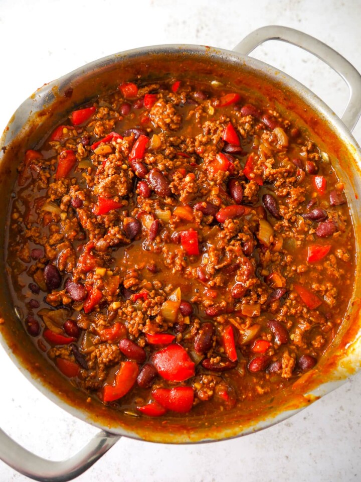 Easy Minced Beef Chilli - Lost in Food